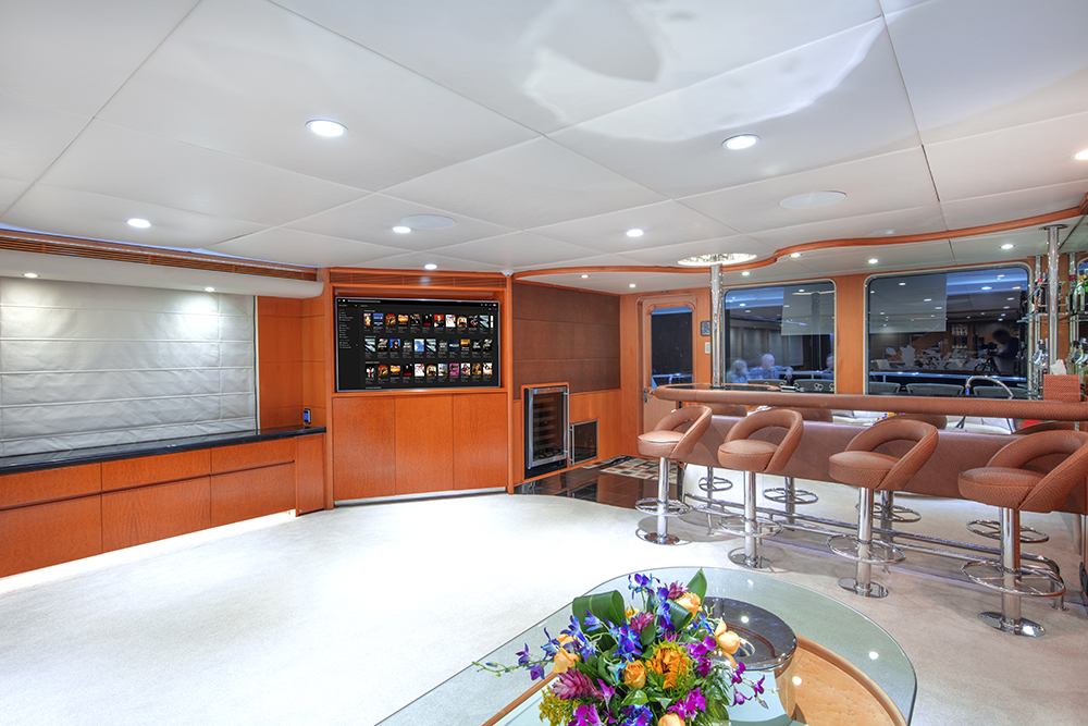 Salon Luxury Yacht Browser By CHARTERWORLD Superyacht Charter Salon Luxury Yacht Browser By CHARTERWORLD Superyacht Charter